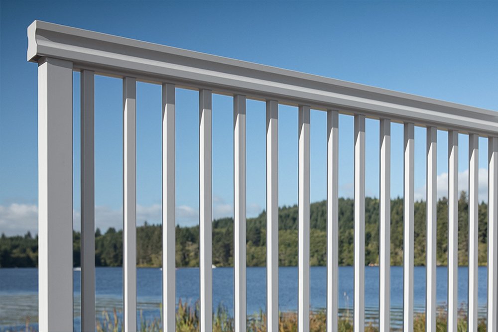 White Aluminum Picket Railing - Warrenton, OR | Glass Railing for Decks