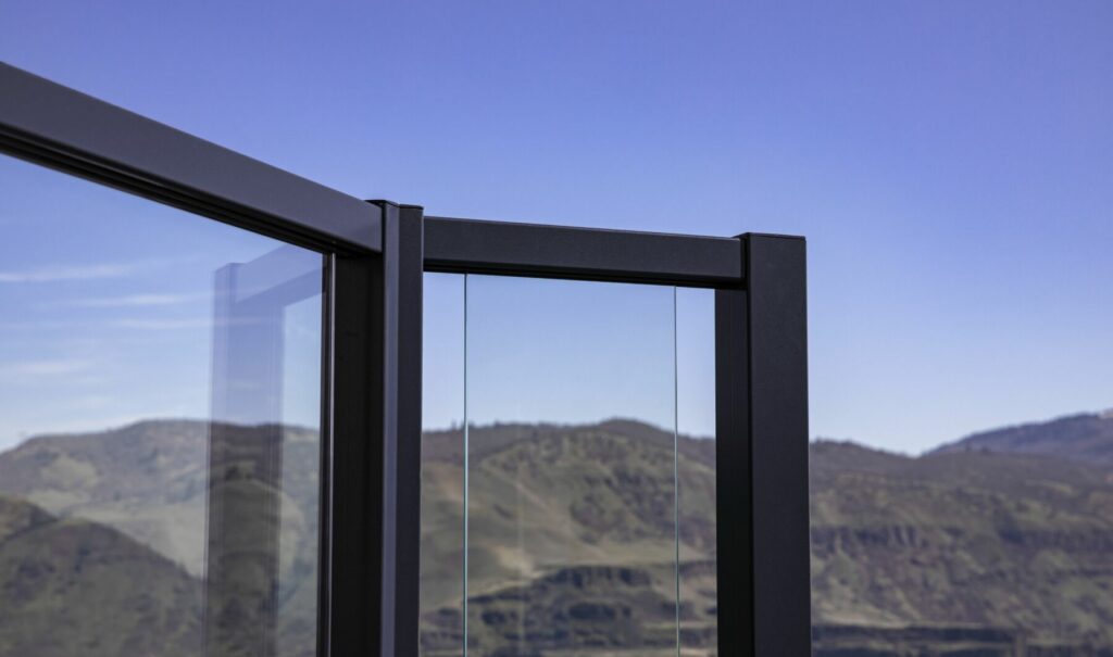 Black Element Glass Railing - Columbia River, OR - Glass Railing for Decks