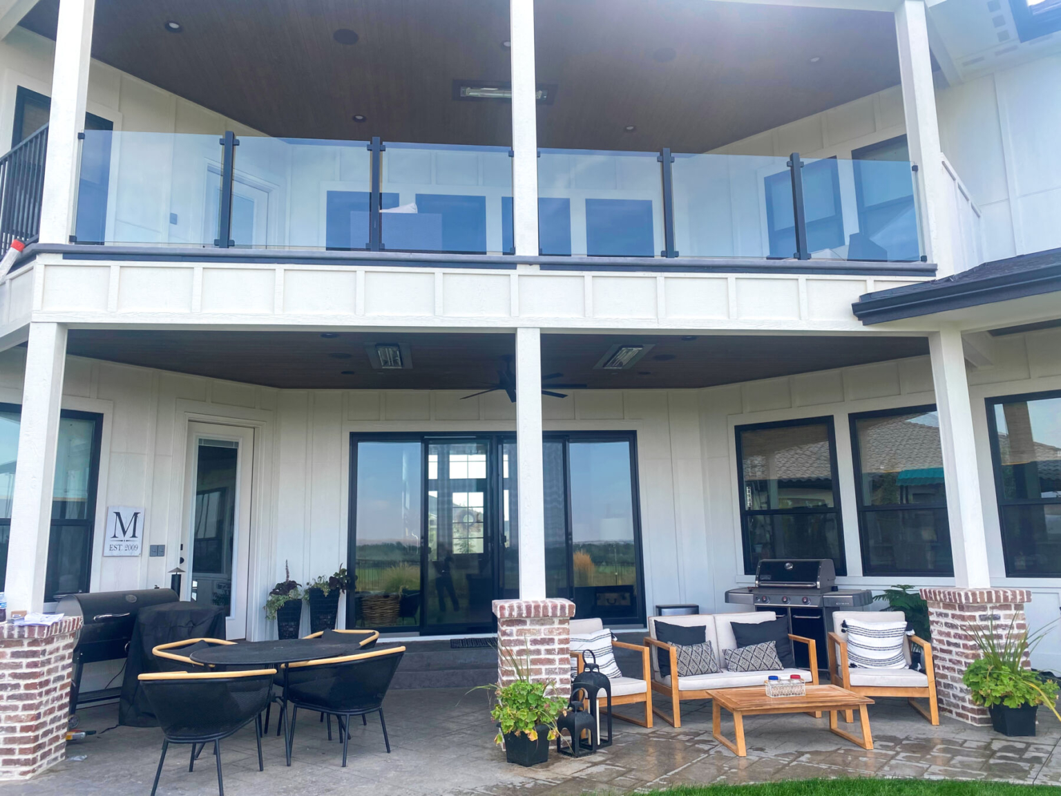 Black Frameless Glass Railing – Star, ID - Glass Railing for Decks